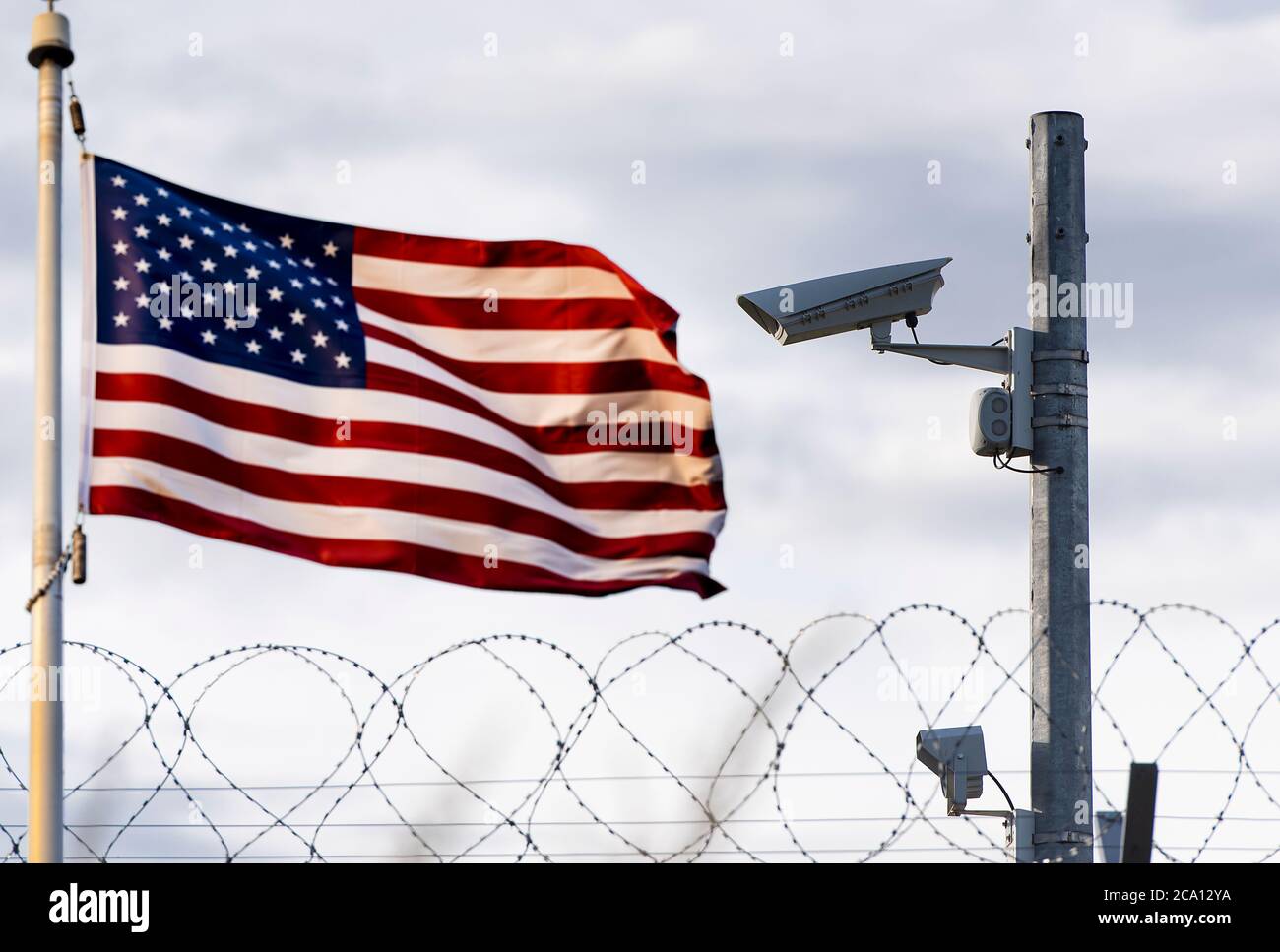 American flag barbed wire hi-res stock photography and images - Alamy