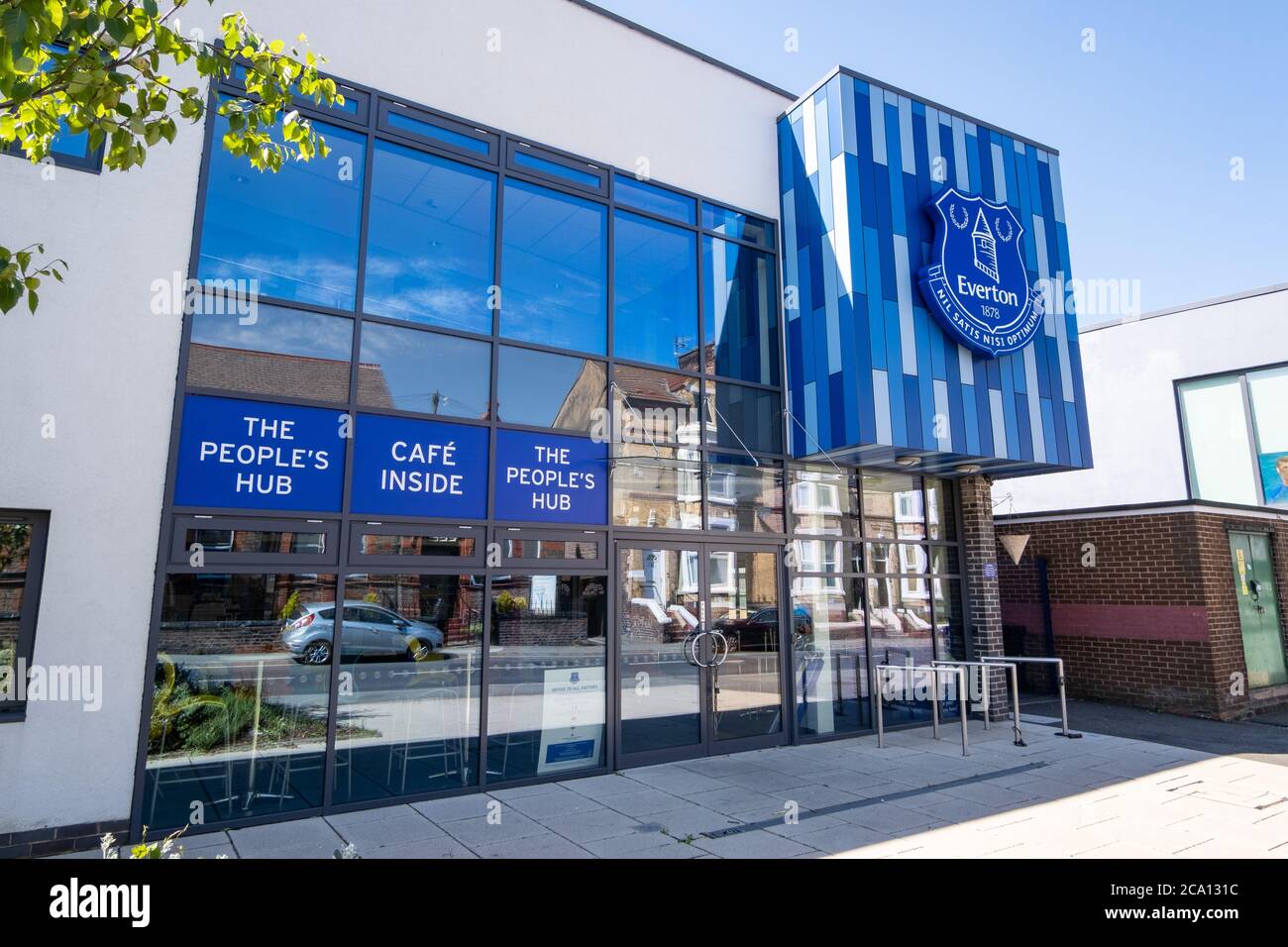 Community hub entrance hi-res stock photography and images - Alamy