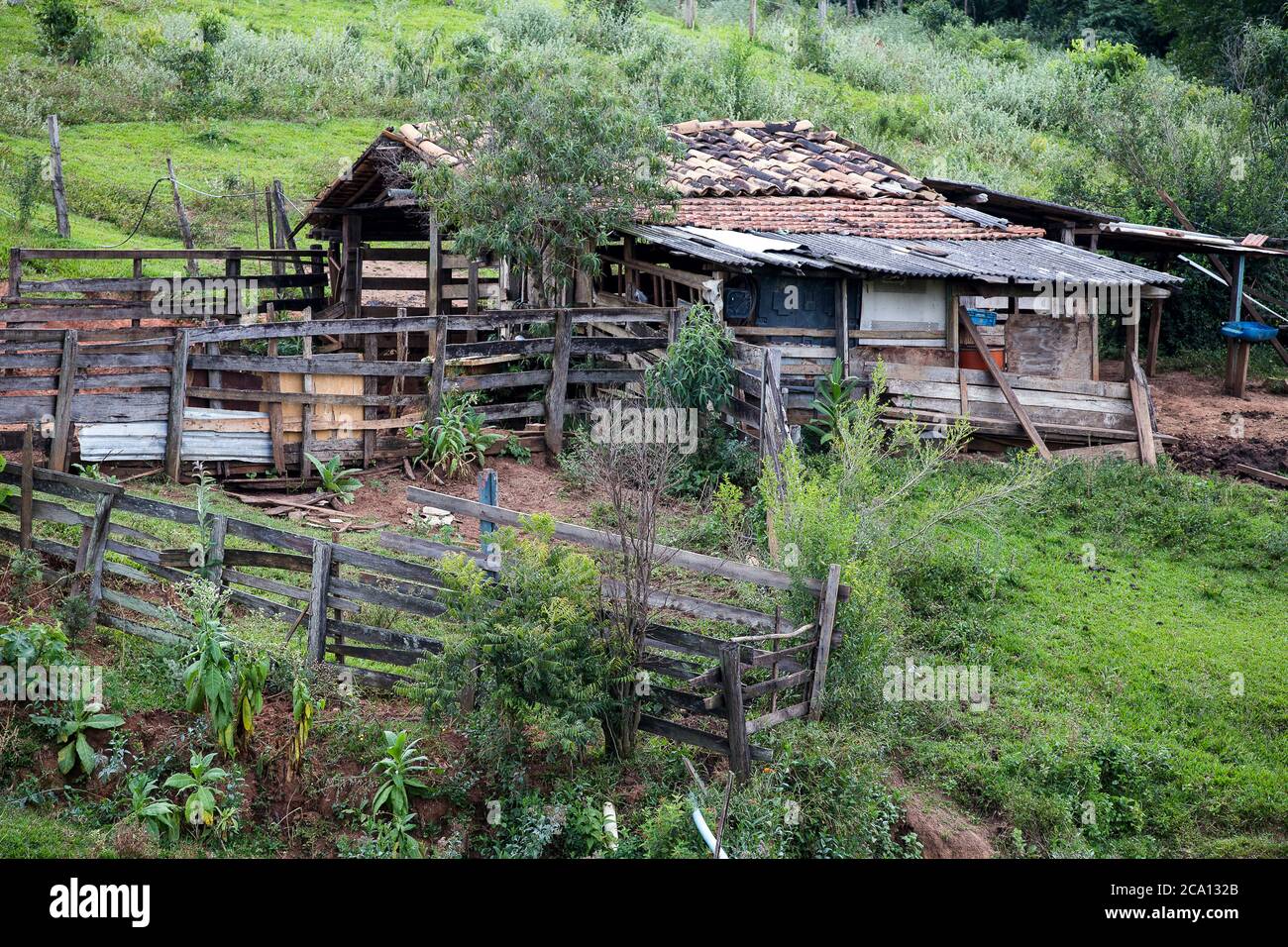 Rustic corral hi-res stock photography and images - Alamy