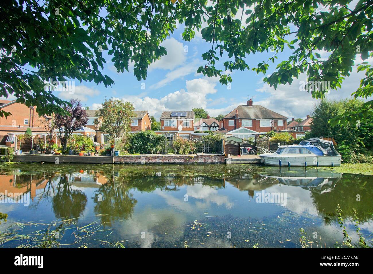 Leeds Liverpool Canal, Maghull, Merseyside Stock Photo - Alamy