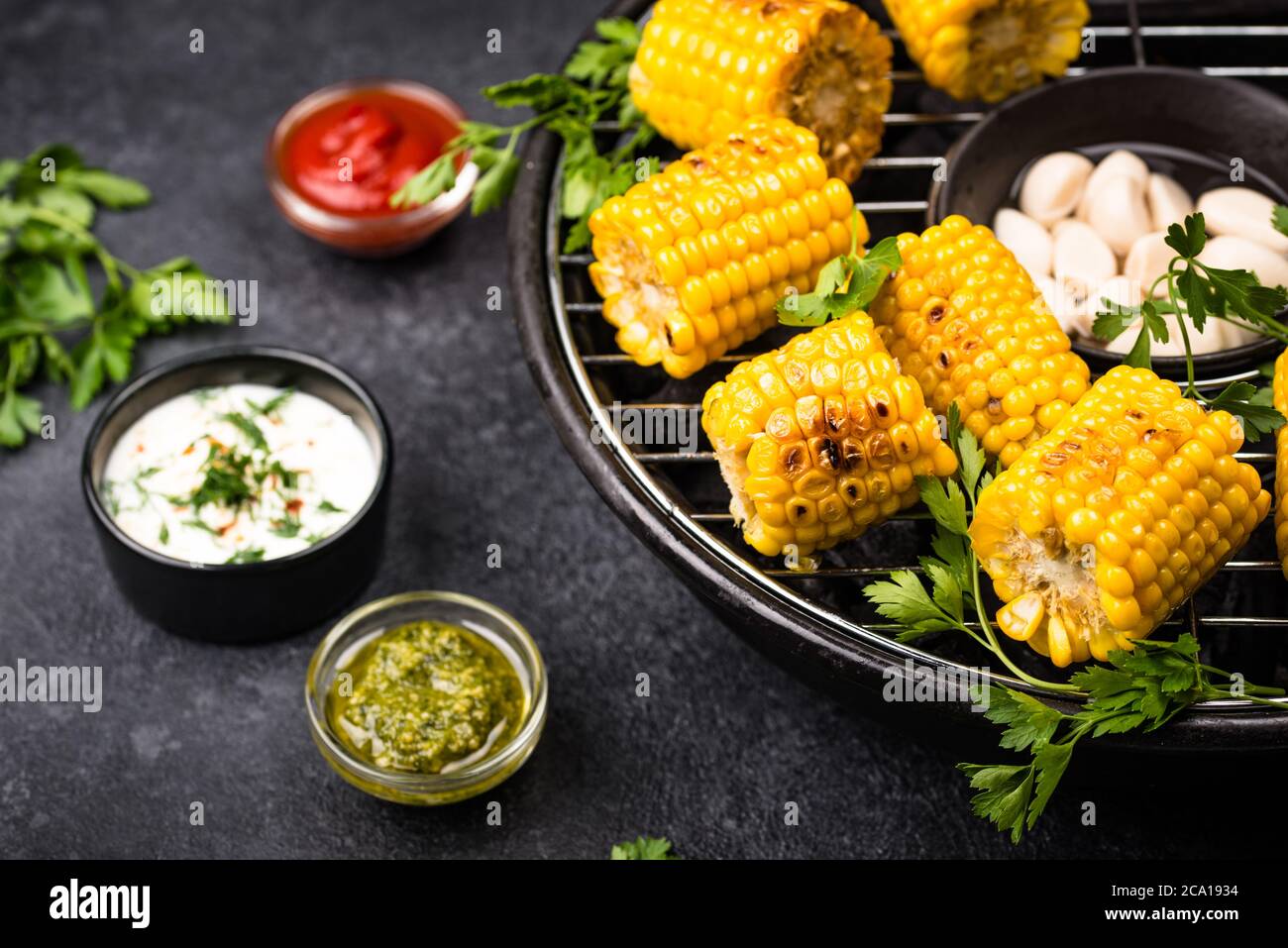 Grilled corn. Summer vegan food Stock Photo - Alamy