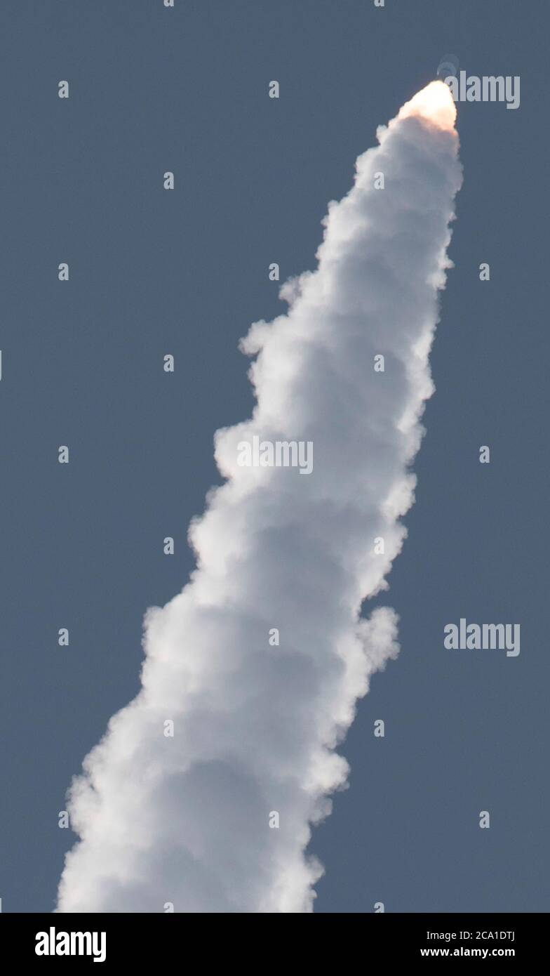 The United Launch Alliance Atlas V booster rocket carrying the NASA ...