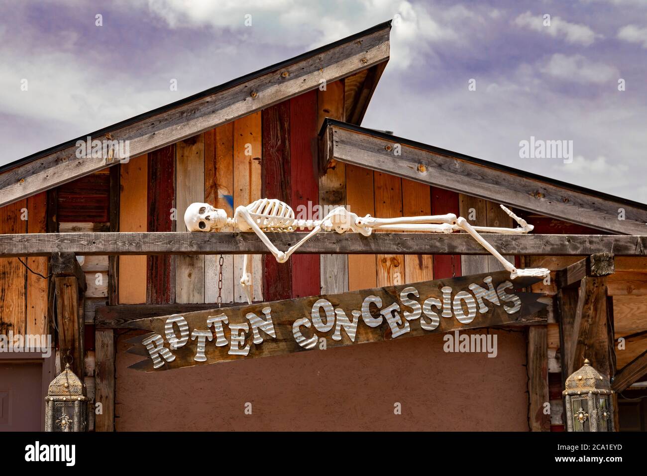 Holly, Michigan - Rotten Manor, a haunted house and haunted forest ...