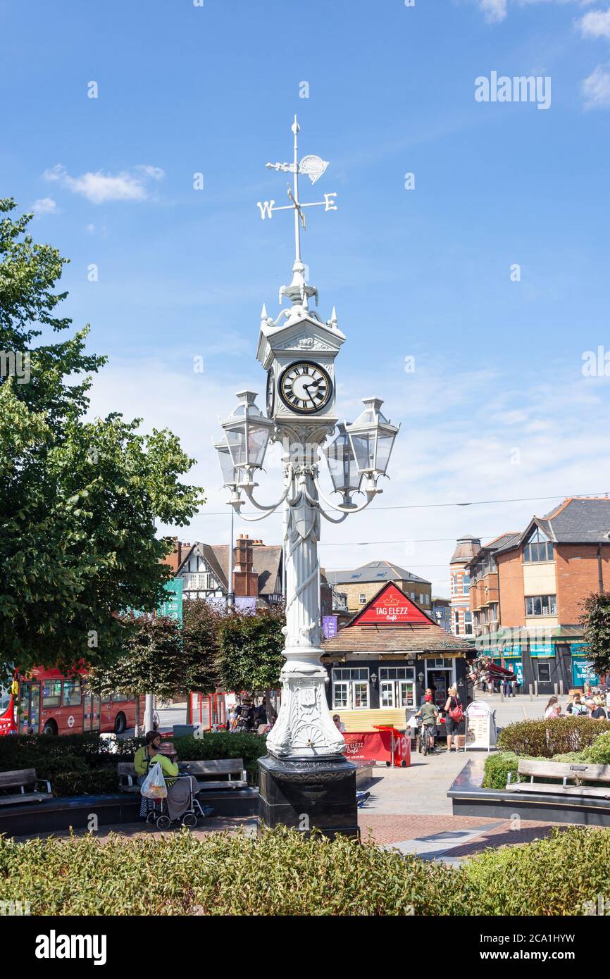 Tower green tower of london hi-res stock photography and images - Alamy