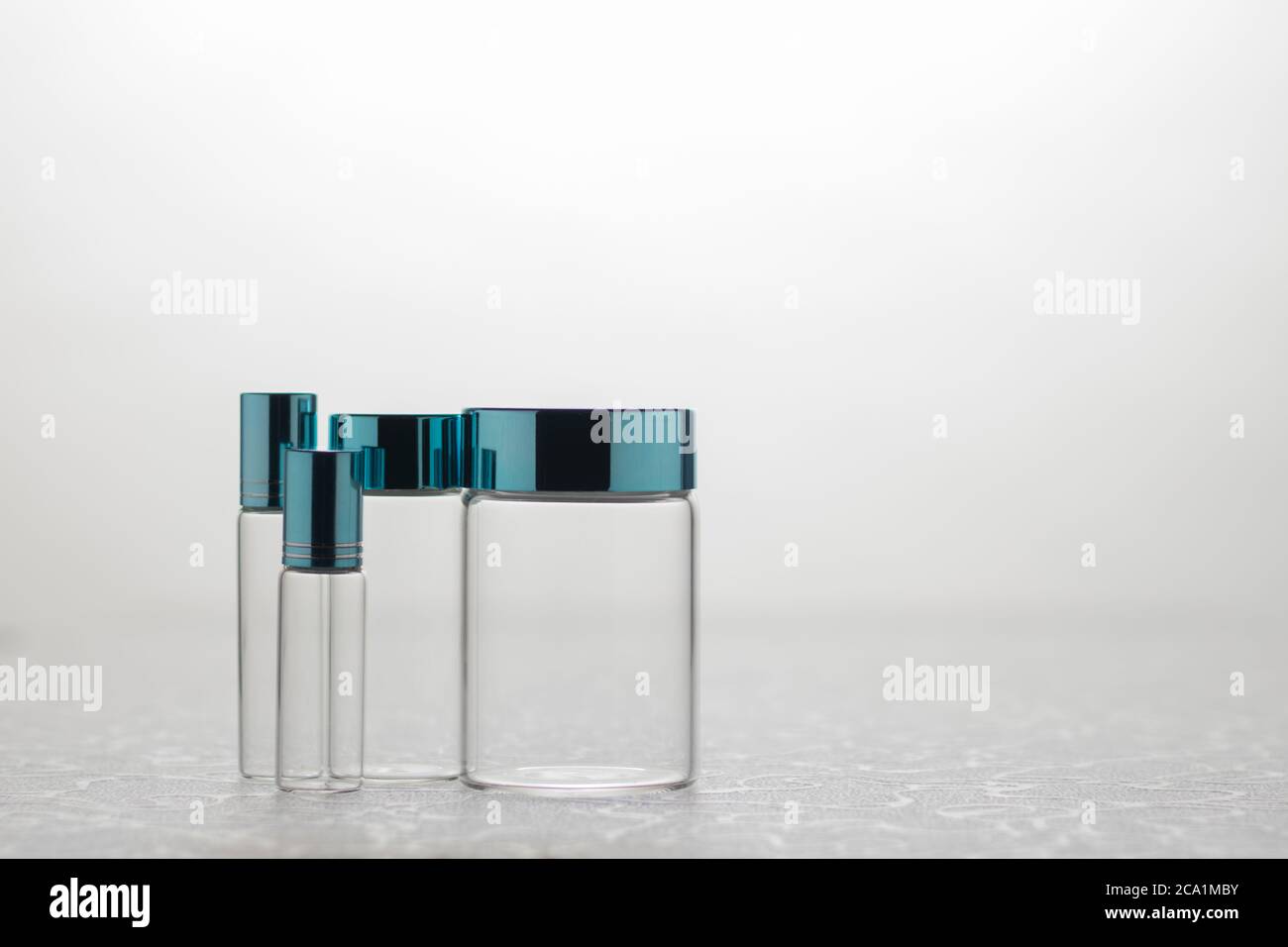 Glass jars with lids hi-res stock photography and images - Alamy