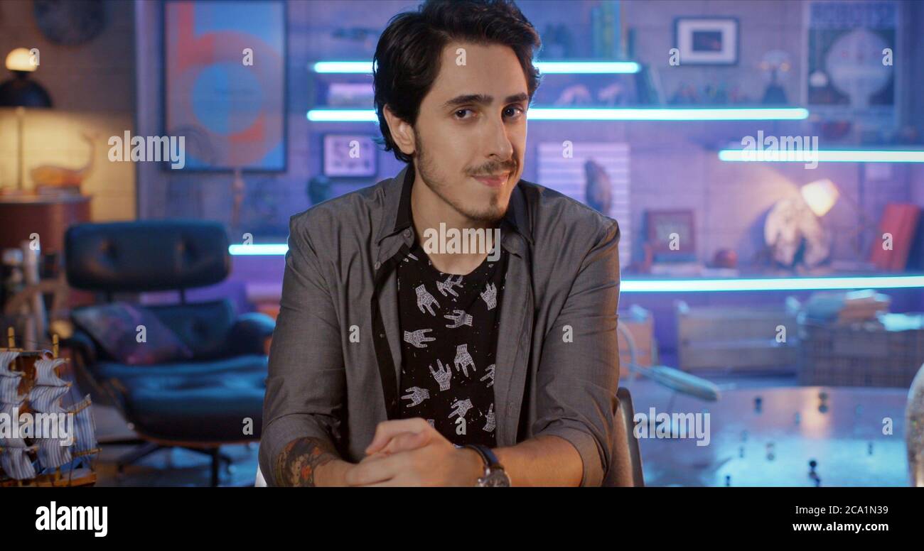 MYSTERY LAB, (aka MUNDO MISTERIO), host Felipe Castanhari, The Bermuda ...