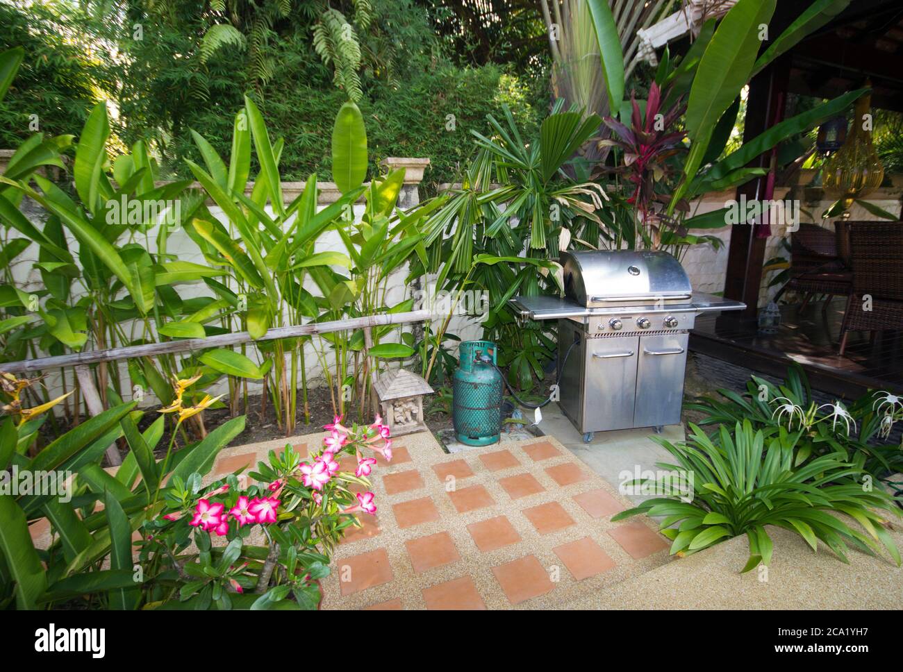 Bbq area garden hi-res stock photography and images - Alamy