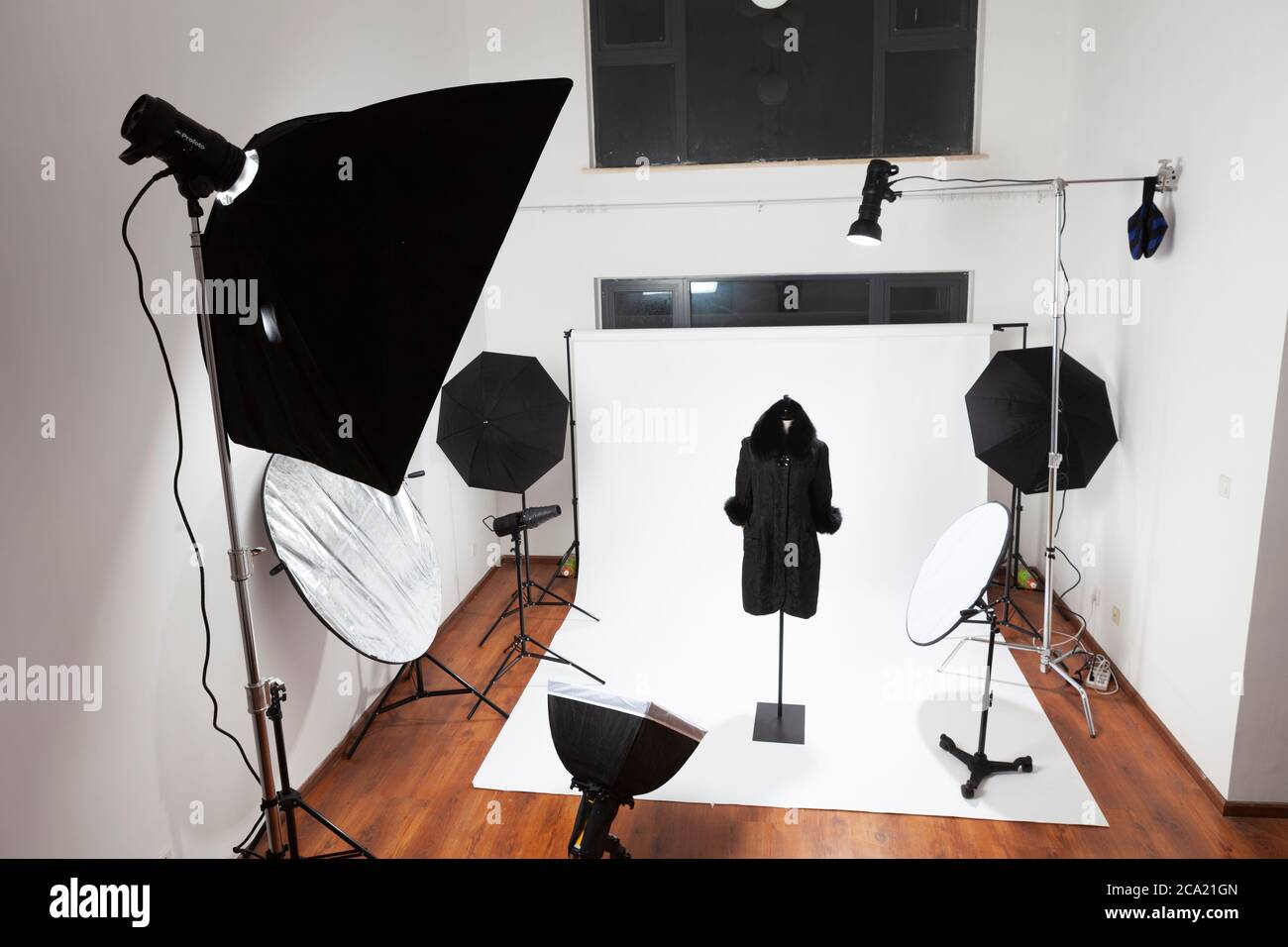 studio flash isolated Stock Photo - Alamy