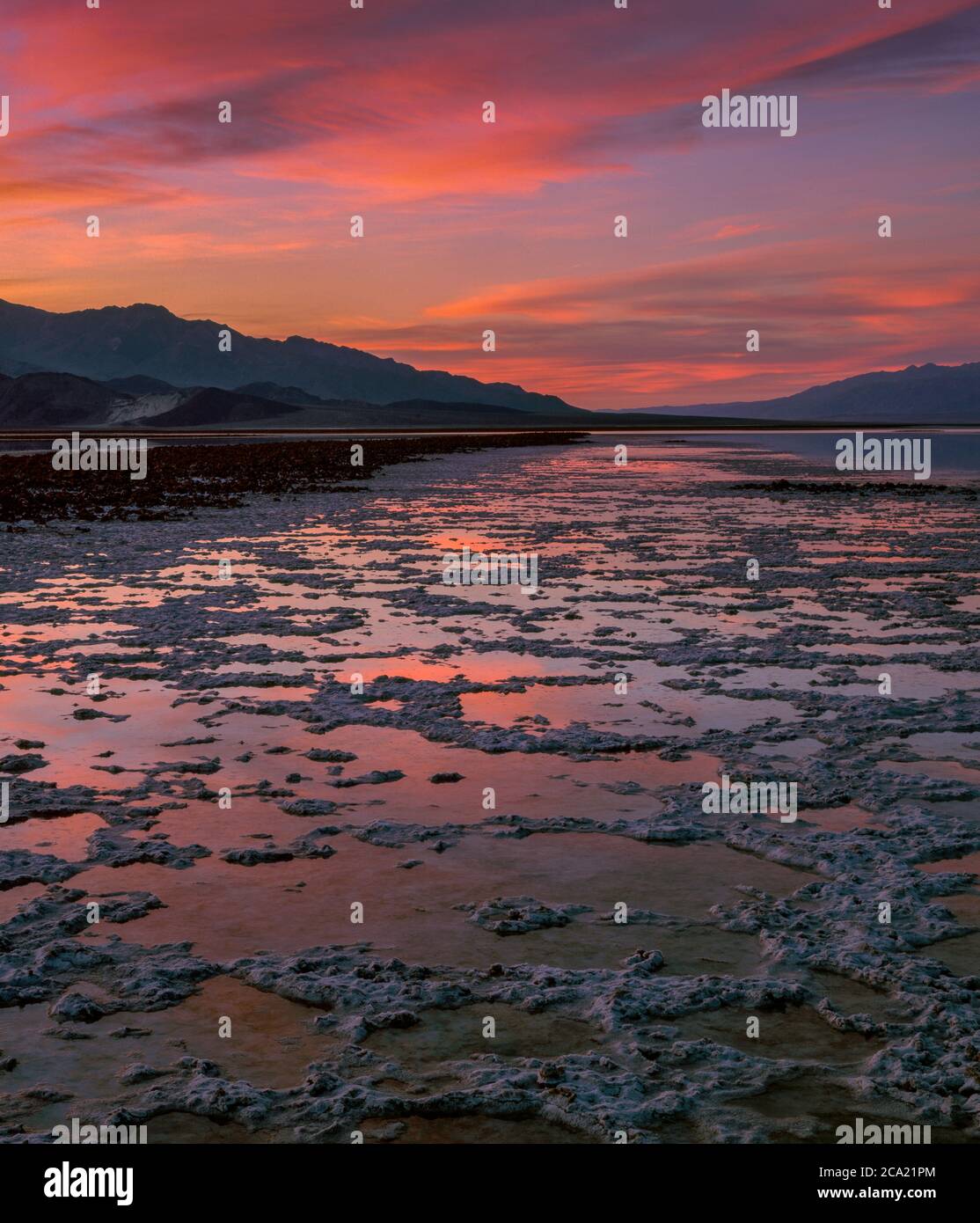 Death valley national park sunset hi-res stock photography and images ...