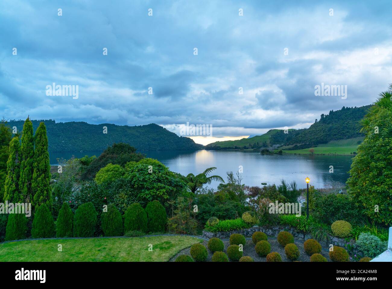 Rotorua lakes hi-res stock photography and images - Alamy