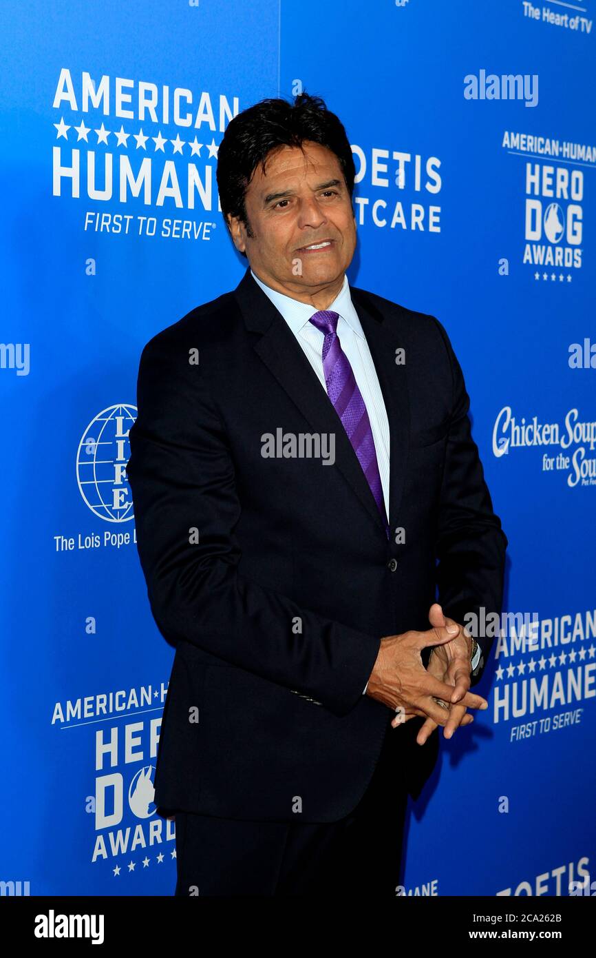LOS ANGELES - SEP 29: Erik Estrada at the 2018 American Humane Hero Dog ...