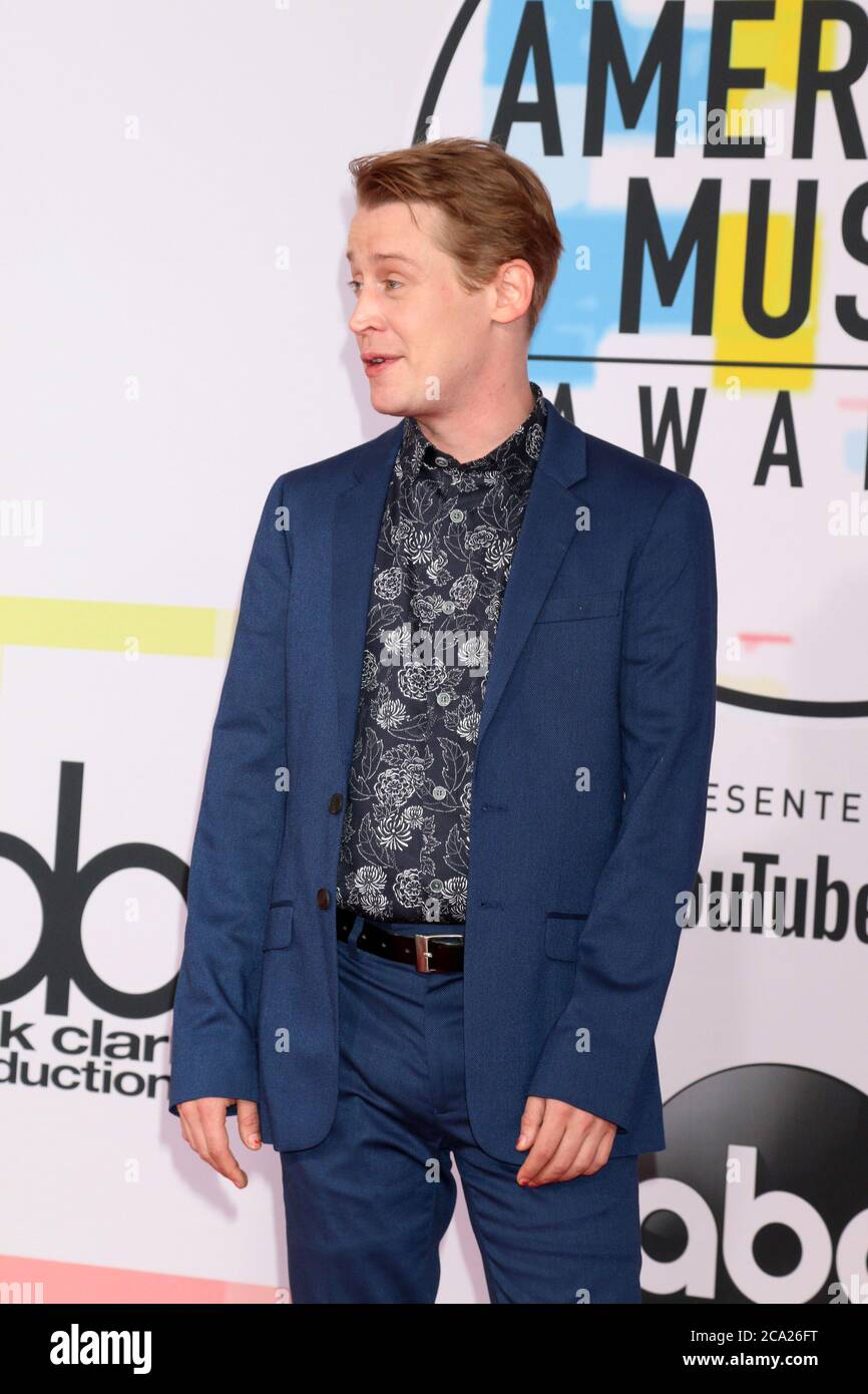 LOS ANGELES - OCT 9: Macaulay Culkin at the 2018 American Music Awards ...