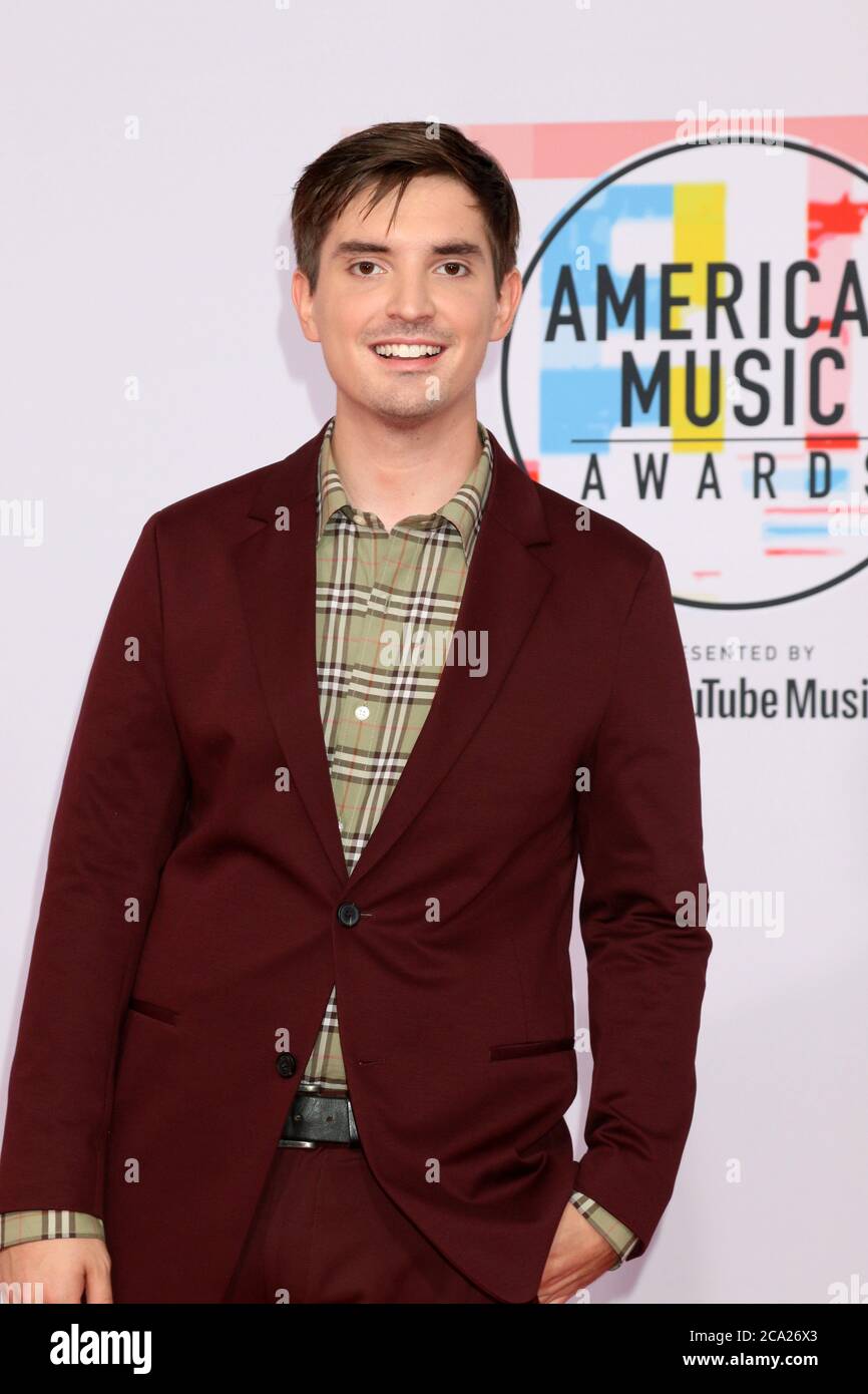 LOS ANGELES - OCT 9: Zach Sang at the 2018 American Music Awards at the ...