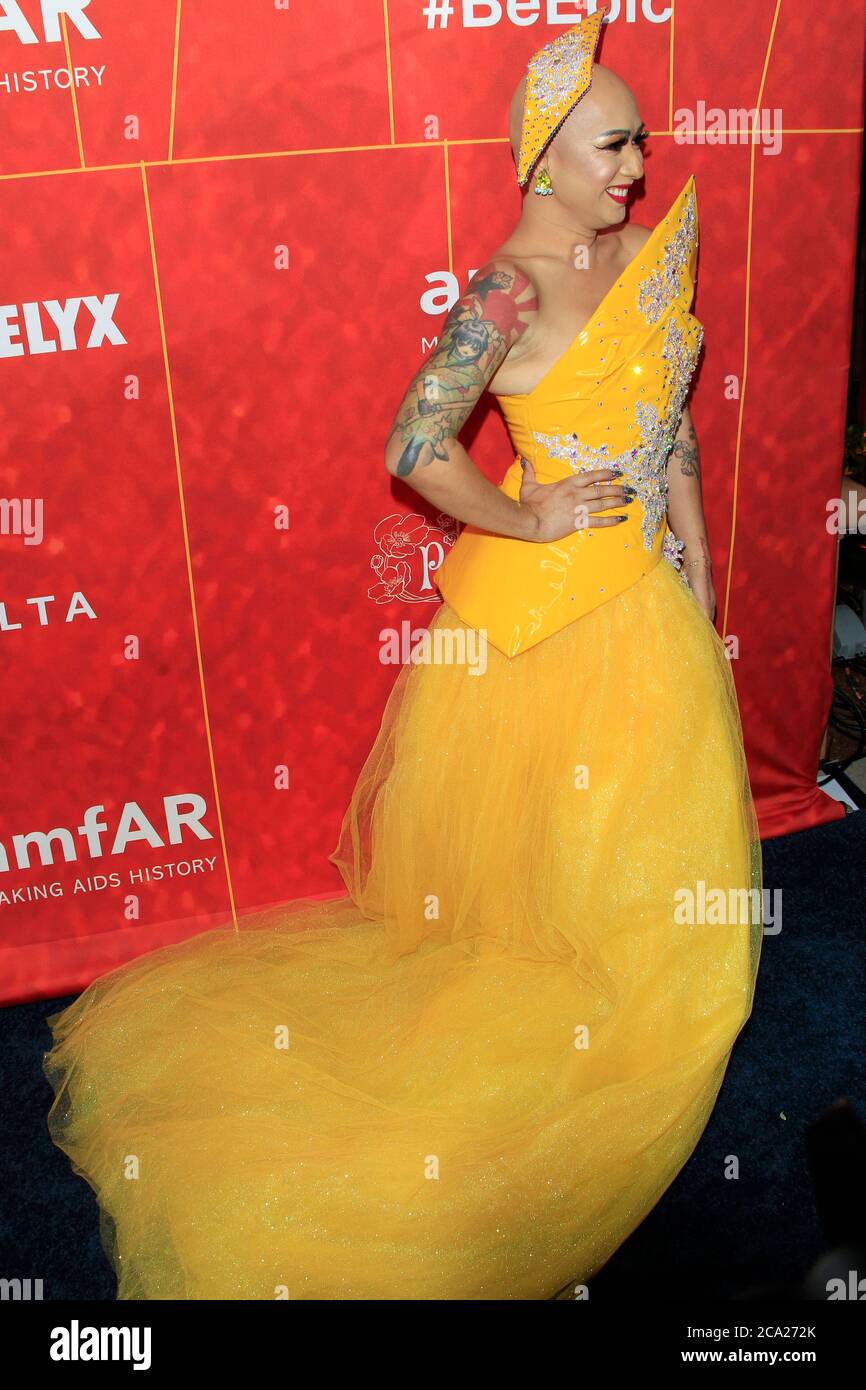 LOS ANGELES - OCT 18: Ongina at the 2018 amfAR Inspiration Gala at the ...