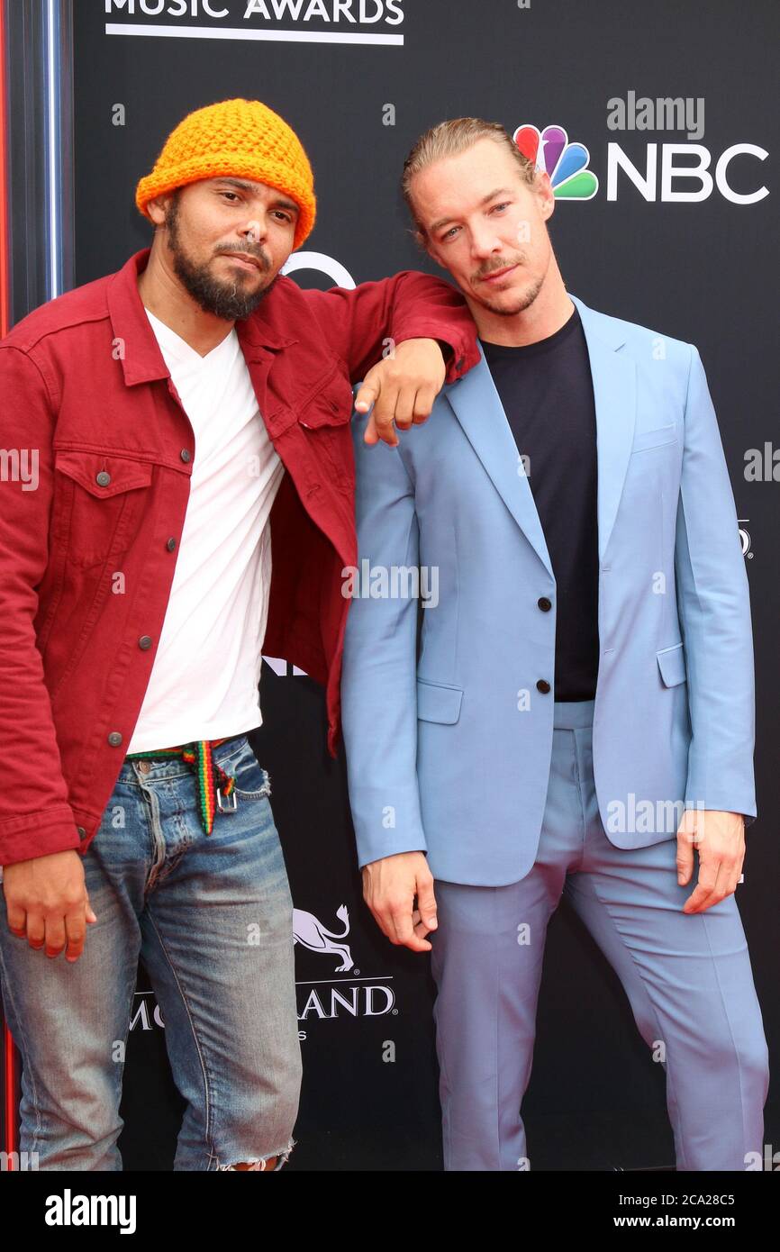 LAS VEGAS - MAY 20: DJ Jillionaire, Diplo at the 2018 Billboard Music ...