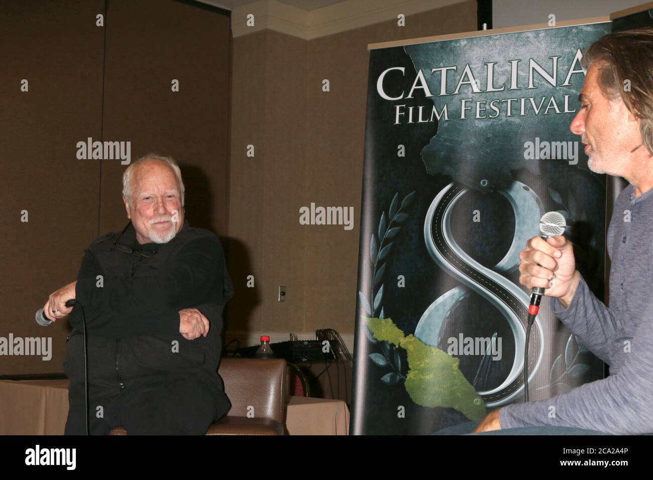 LOS ANGELES - SEP 27: Richard Dreyfuss, Geoff Boucher at the Catalina ...