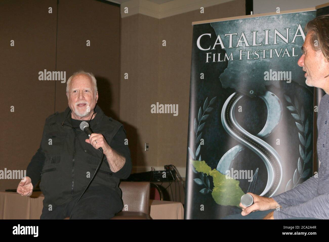 LOS ANGELES - SEP 27: Richard Dreyfuss, Geoff Boucher at the Catalina ...