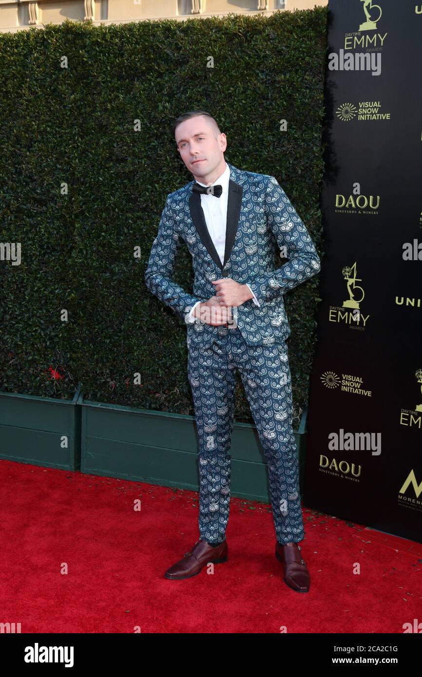 LOS ANGELES - APR 27: Kit Williamson at the 2018 Daytime Emmy Awards ...
