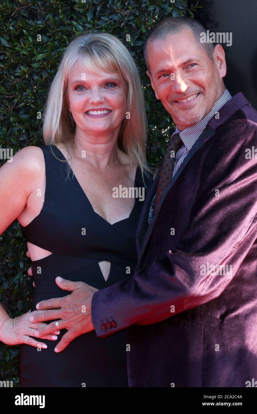 LOS ANGELES - APR 27: Wife, Thomas Calabro at the 2018 Daytime Emmy ...