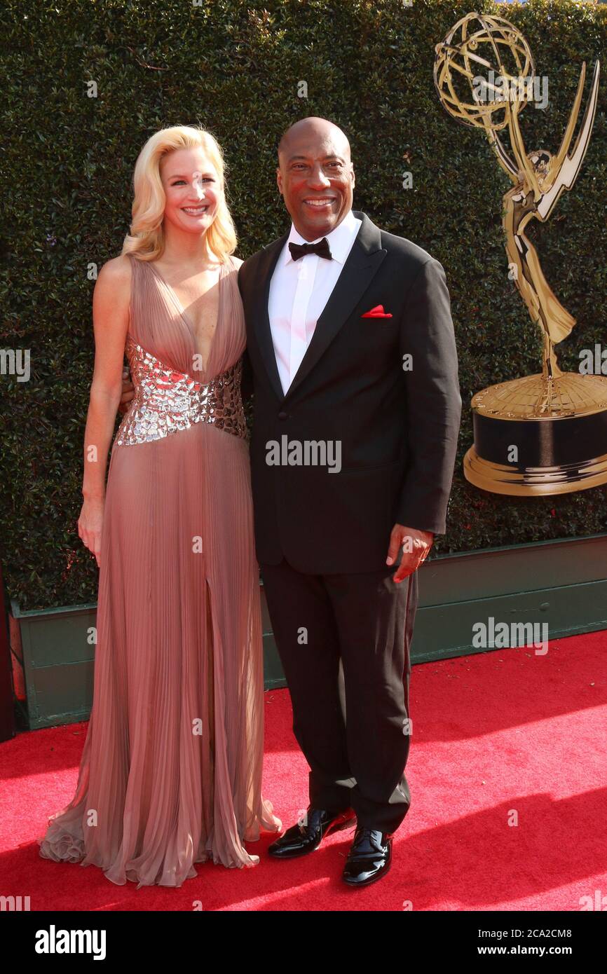 Byron allen jennifer lucas hi-res stock photography and images - Alamy