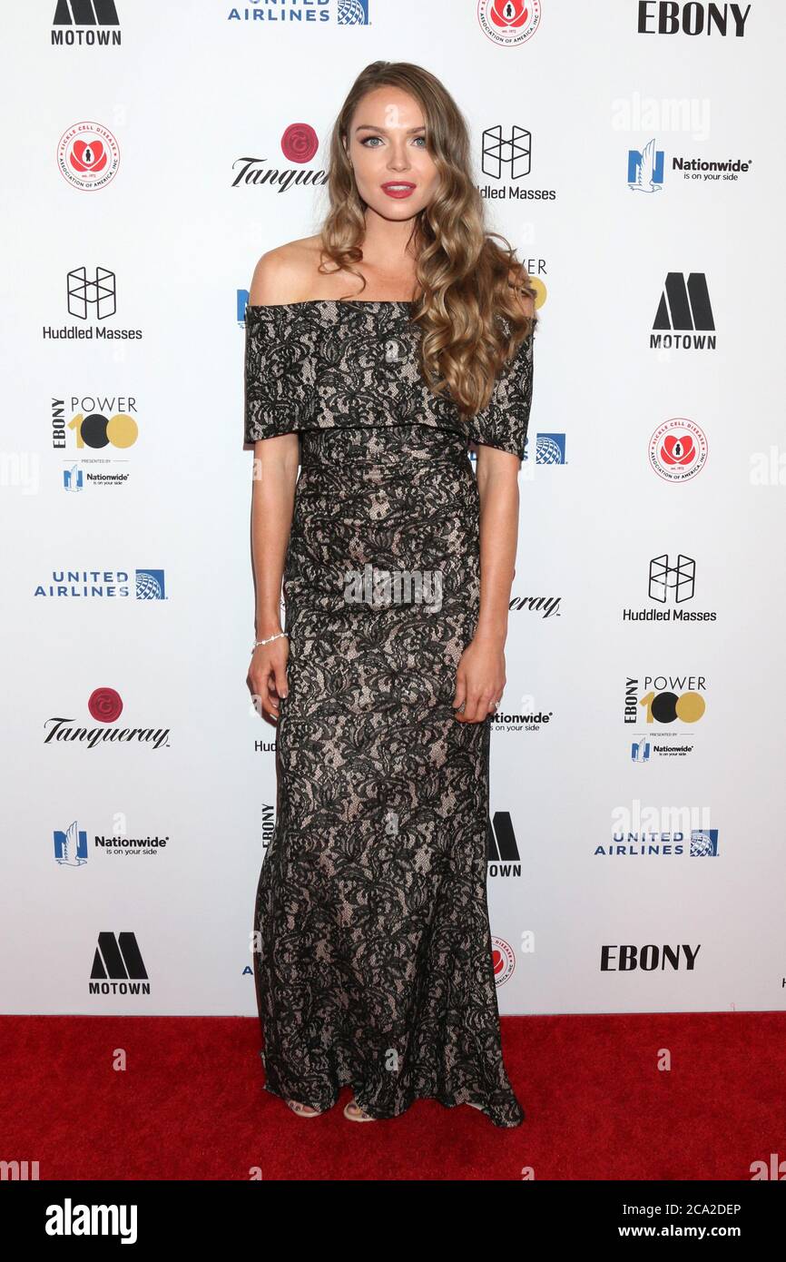 LOS ANGELES - NOV 30: Chari Hawkins at the Ebony Power 100 Gala on the ...
