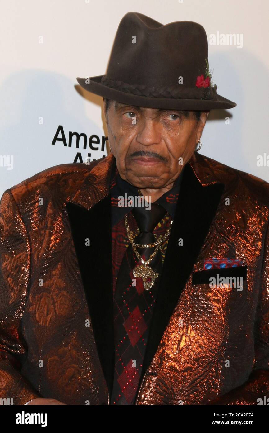 LOS ANGELES - MAR 4: Joe Jackson at the 2018 Elton John AIDS Foundation ...