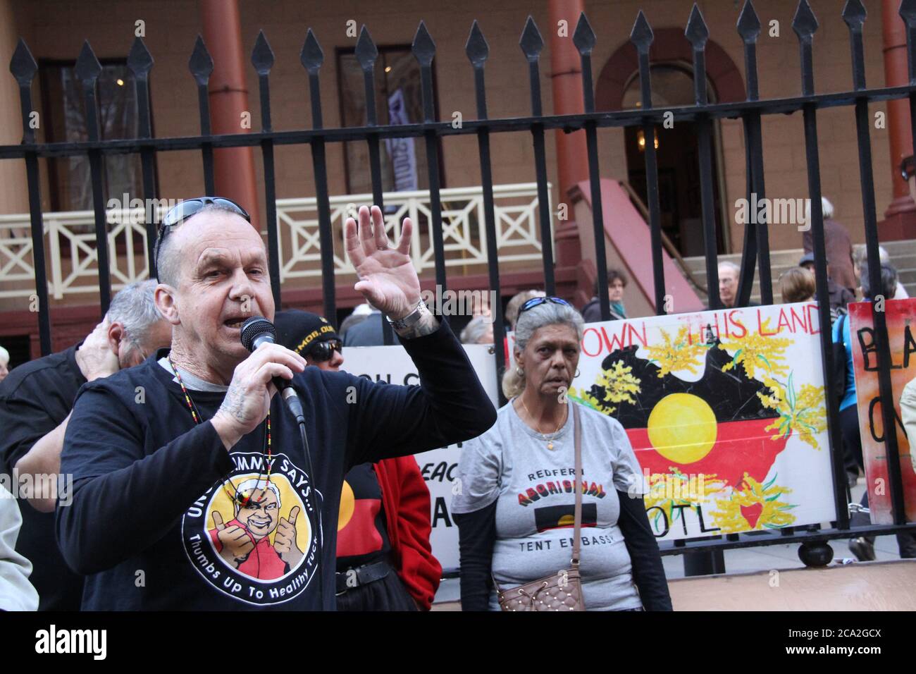 Ken Canning speaks at the Build Aboriginal housing on The Block rally ...
