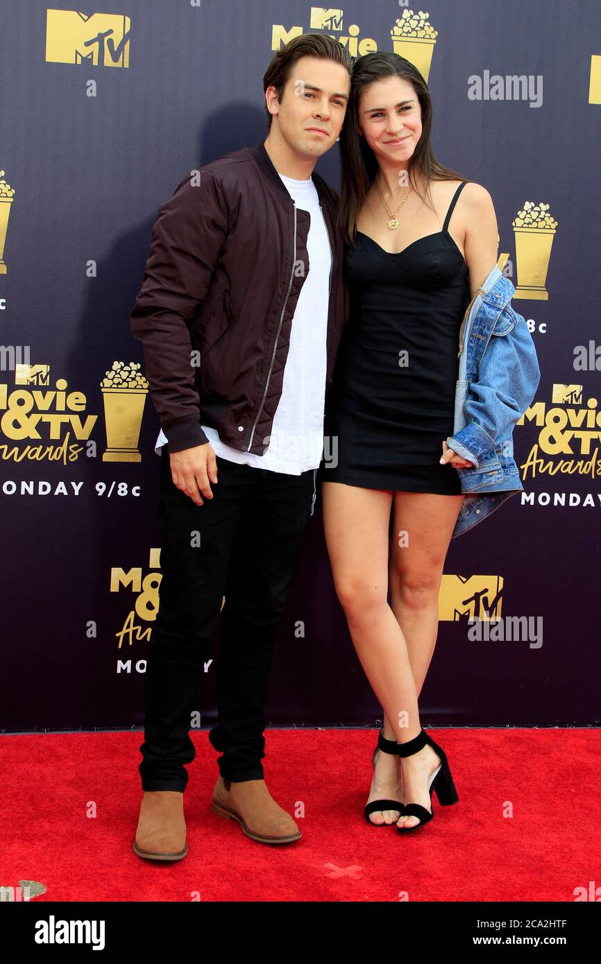 Kelsey kreppel and cody ko hi-res stock photography and images - Alamy