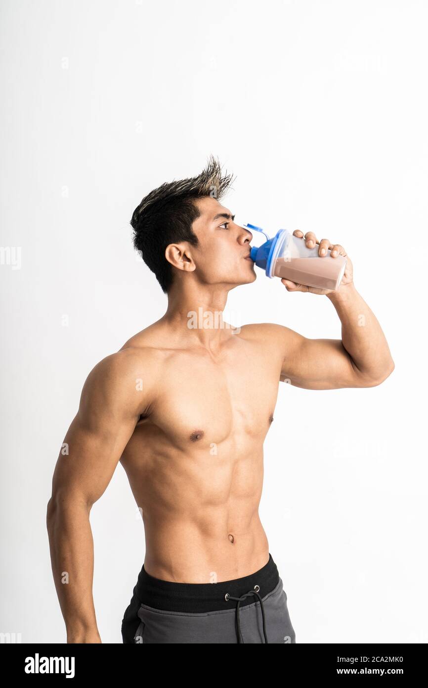 Athlete standing facing camera hi-res stock photography and images - Alamy