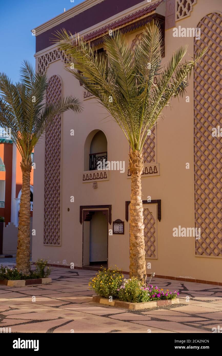 Arabic style villa luxury hotel hi-res stock photography and images - Alamy