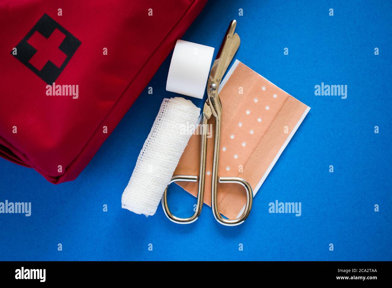 Red and blue kit hi-res stock photography and images - Alamy