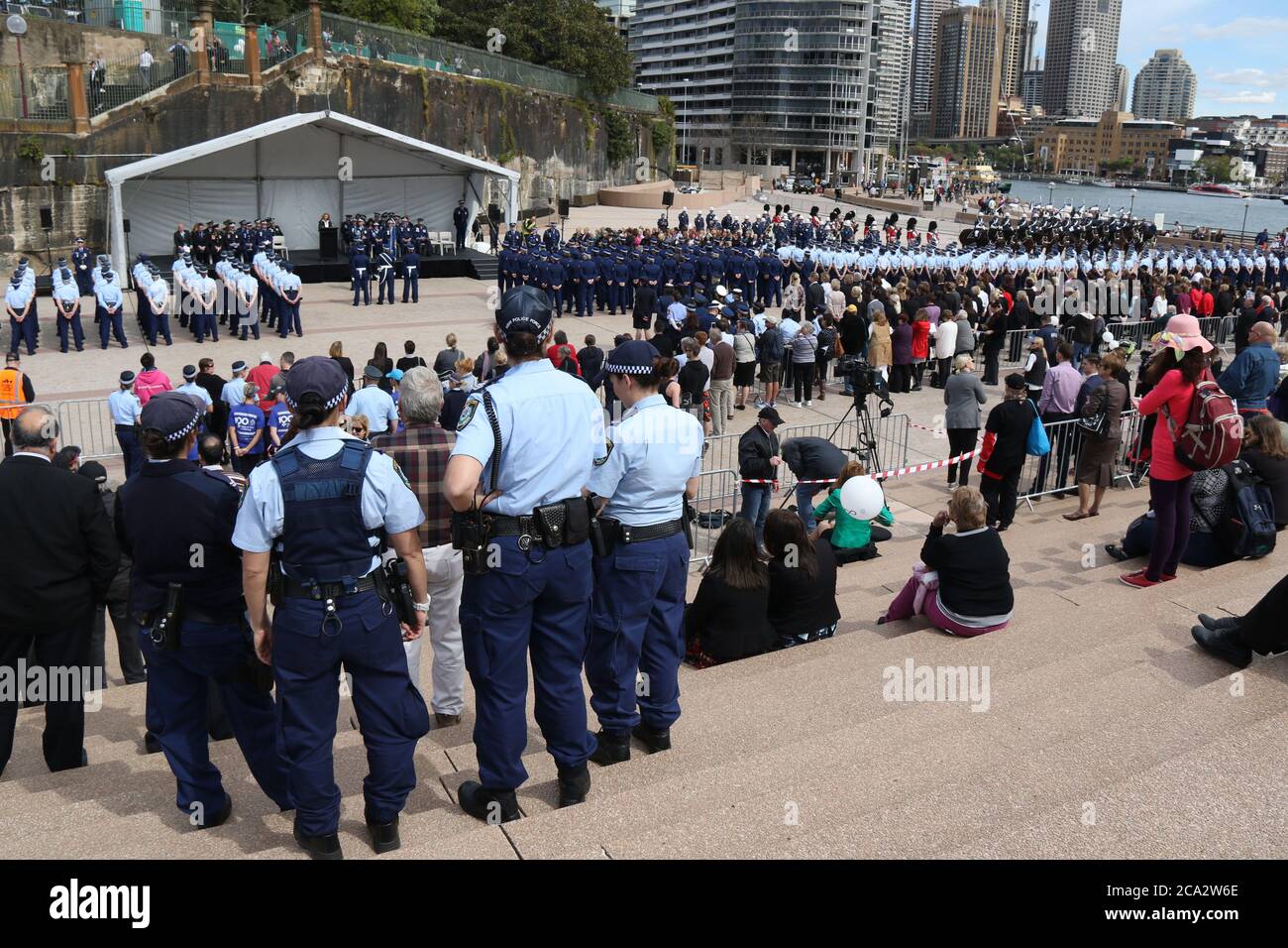 Parade in Sydney marks 100 years of women in policing Stock Photo - Alamy