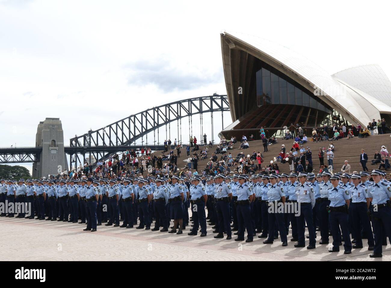 Parade in Sydney marks 100 years of women in policing Stock Photo - Alamy