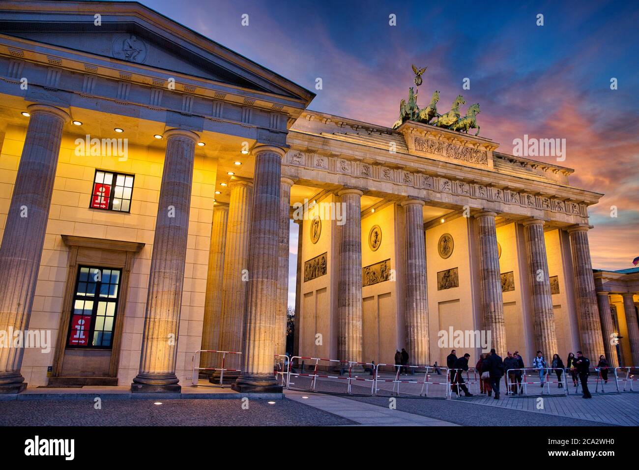 Brandenburg gate architecture hi-res stock photography and images - Alamy