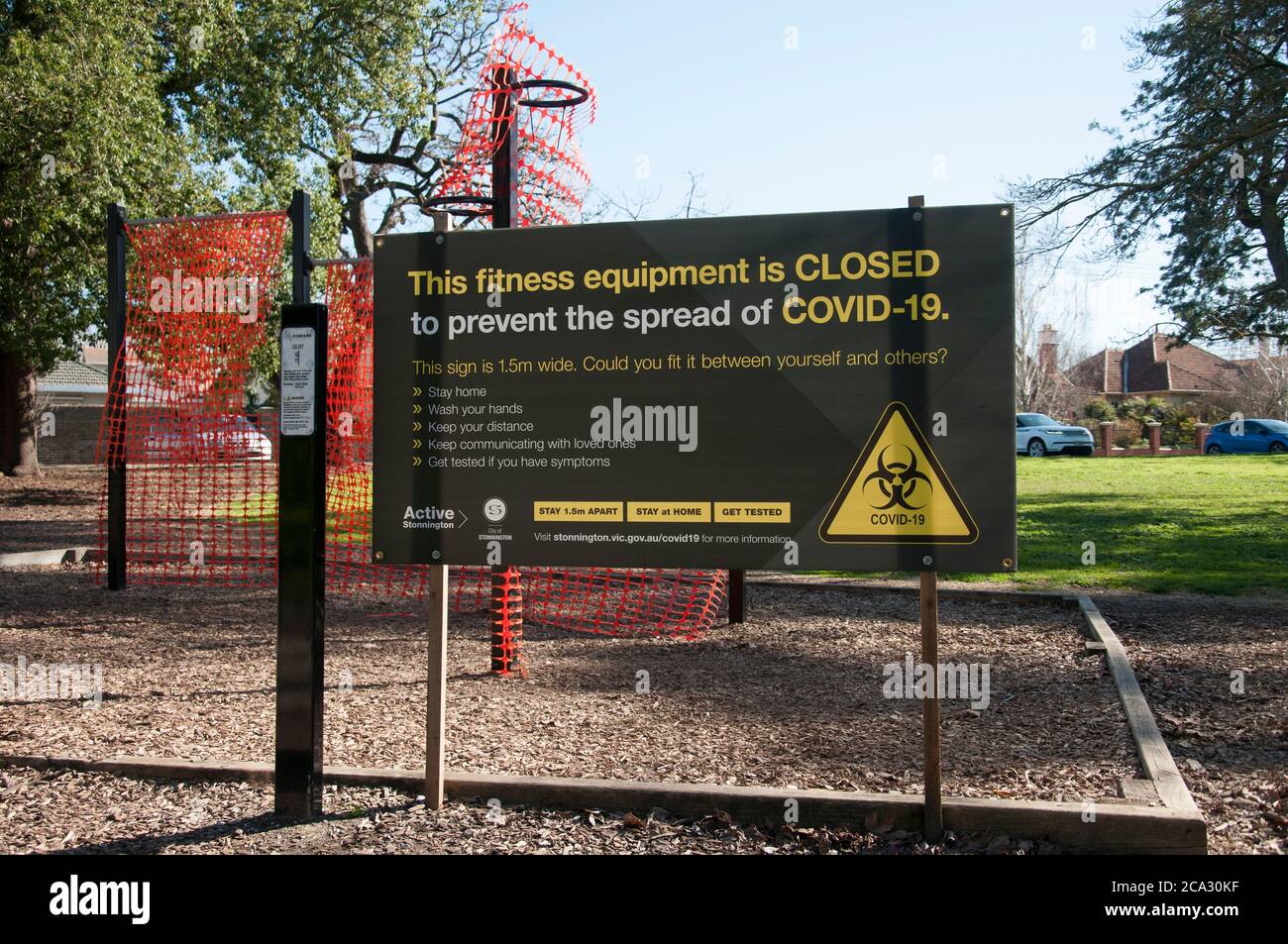 Emergency warning signs hi-res stock photography and images - Alamy