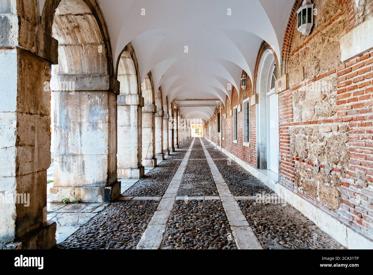Palace arcade hi-res stock photography and images - Alamy