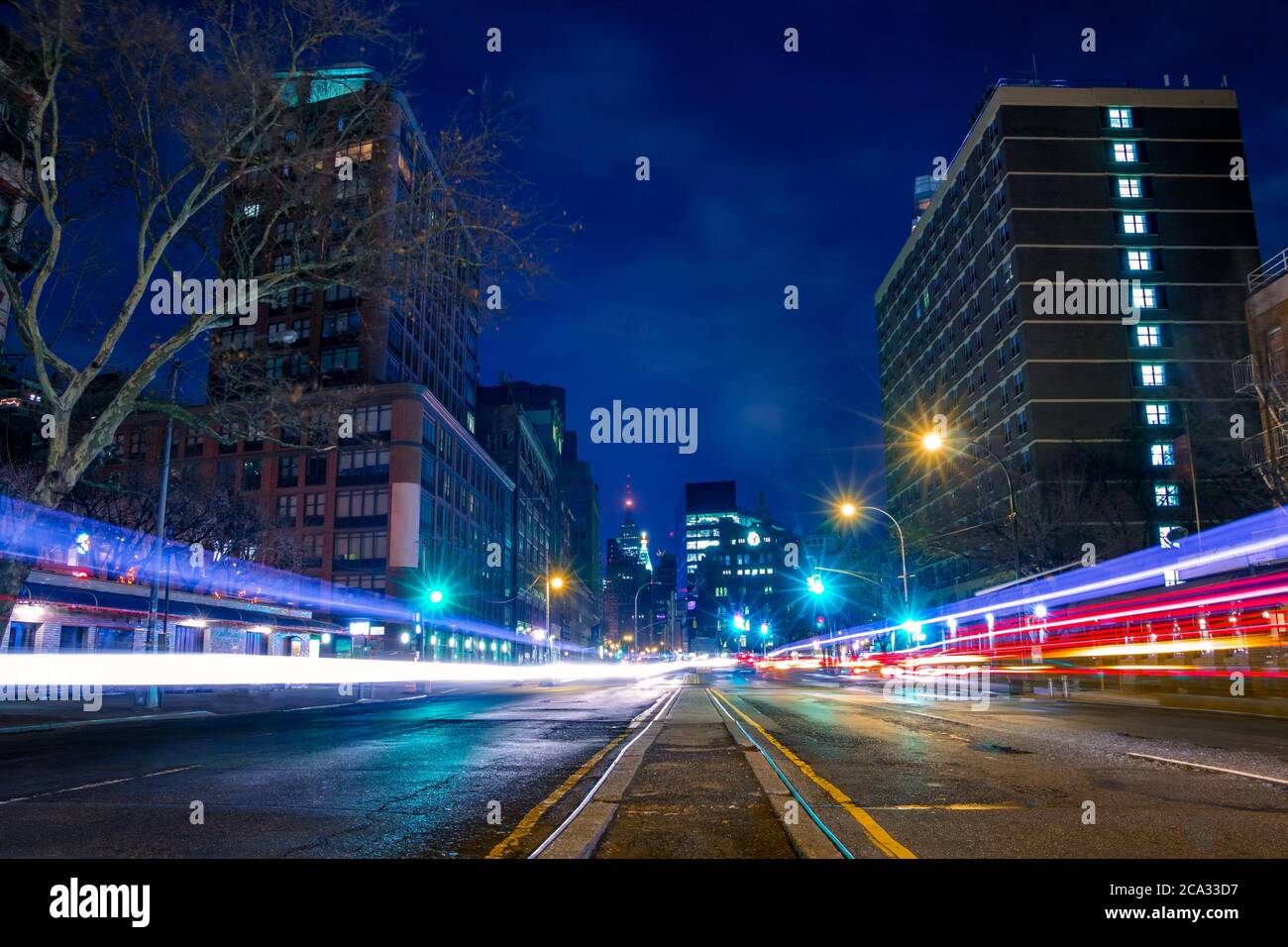 Manhattan night road hi-res stock photography and images - Alamy