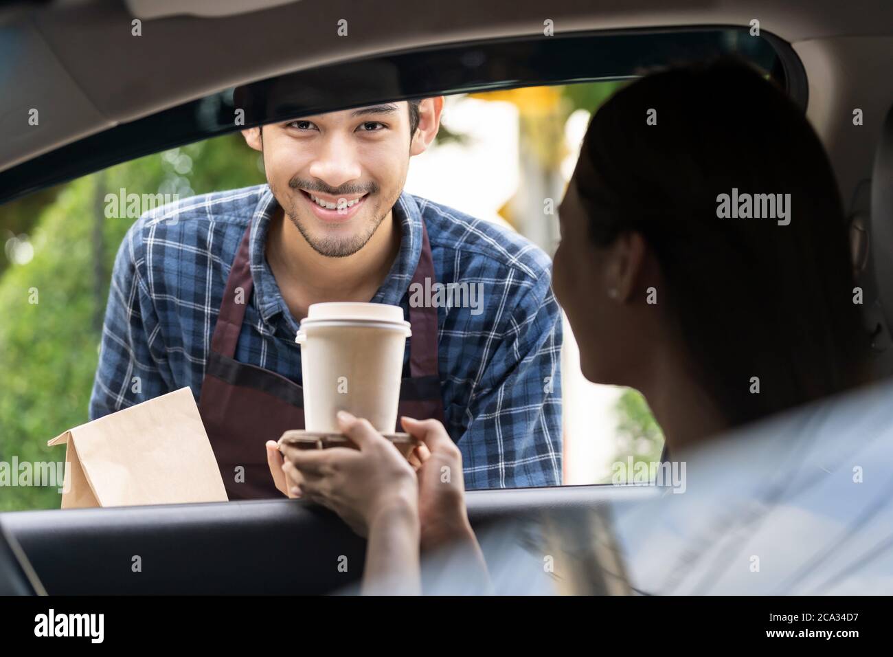 Fast food drive thru bag hi-res stock photography and images - Alamy