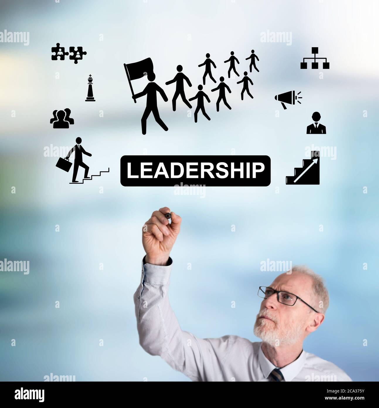 Leadership concept drawn by a businessman Stock Photo - Alamy