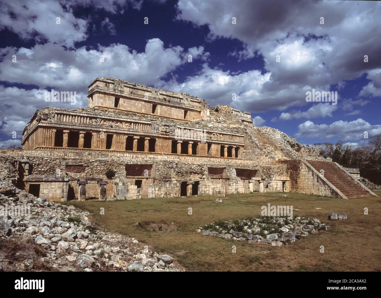 Yucatan architecture hi-res stock photography and images - Alamy