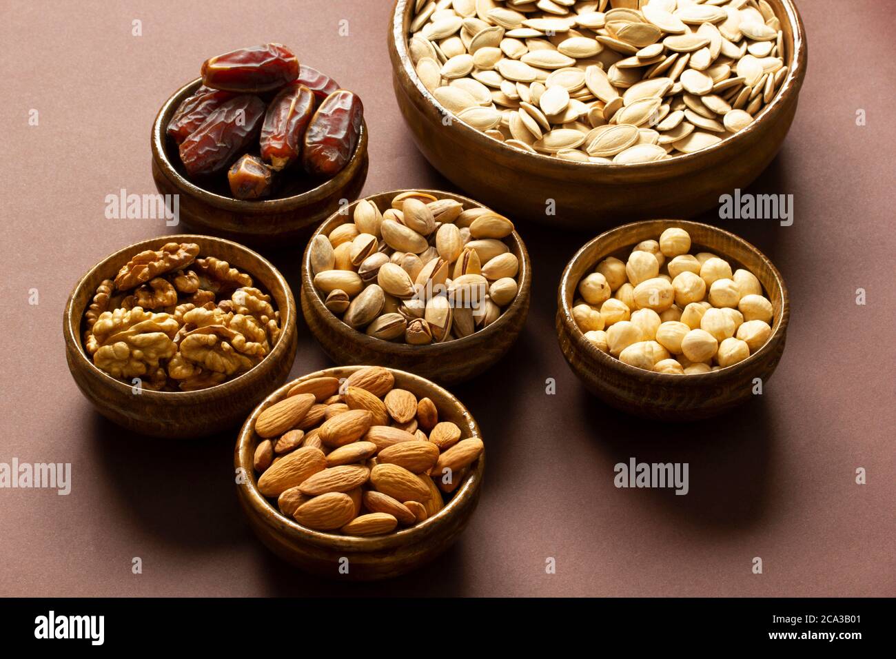 mixed nuts and date fruits Stock Photo - Alamy