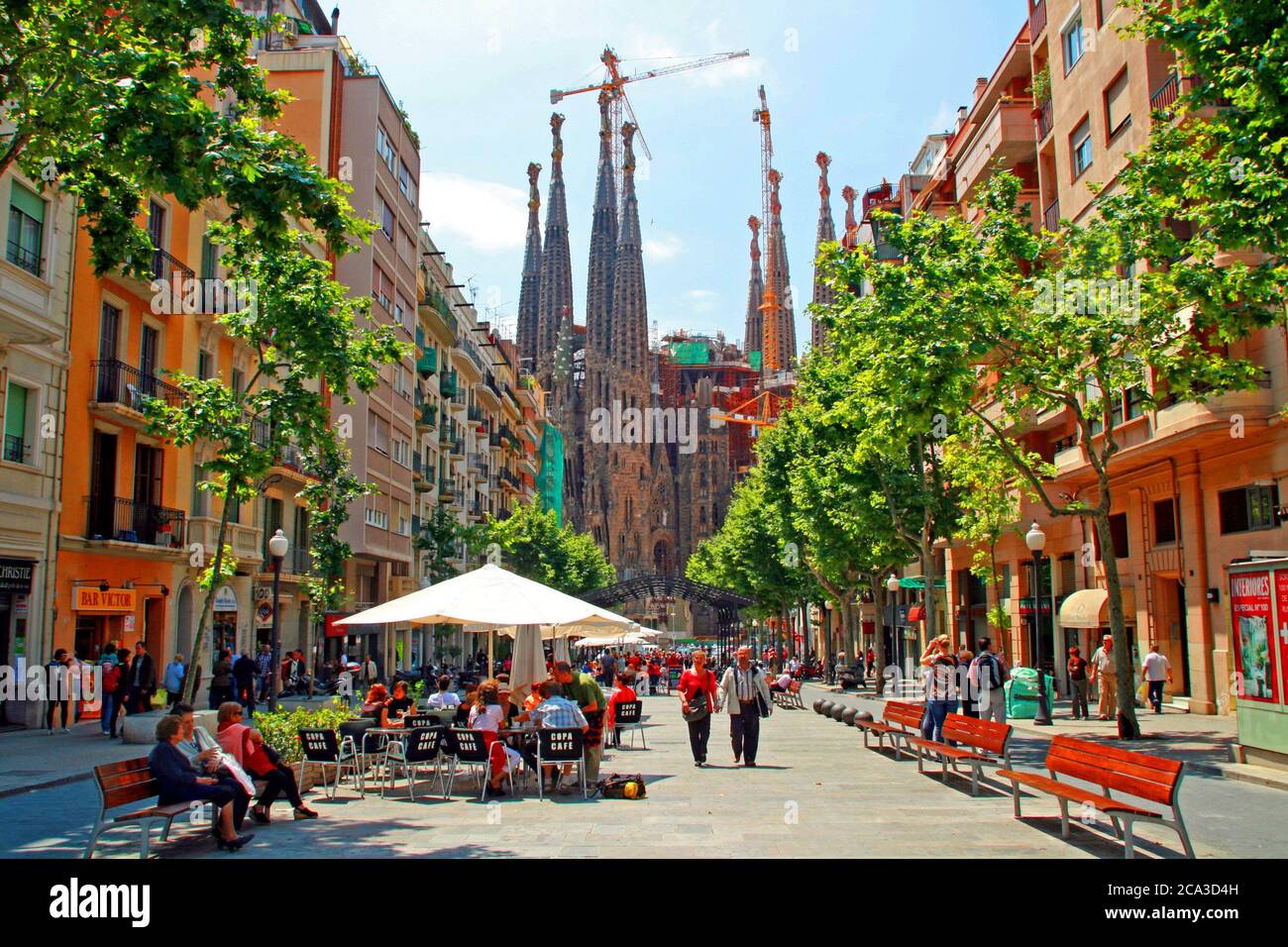 Gaudi avenue hi-res stock photography and images - Alamy