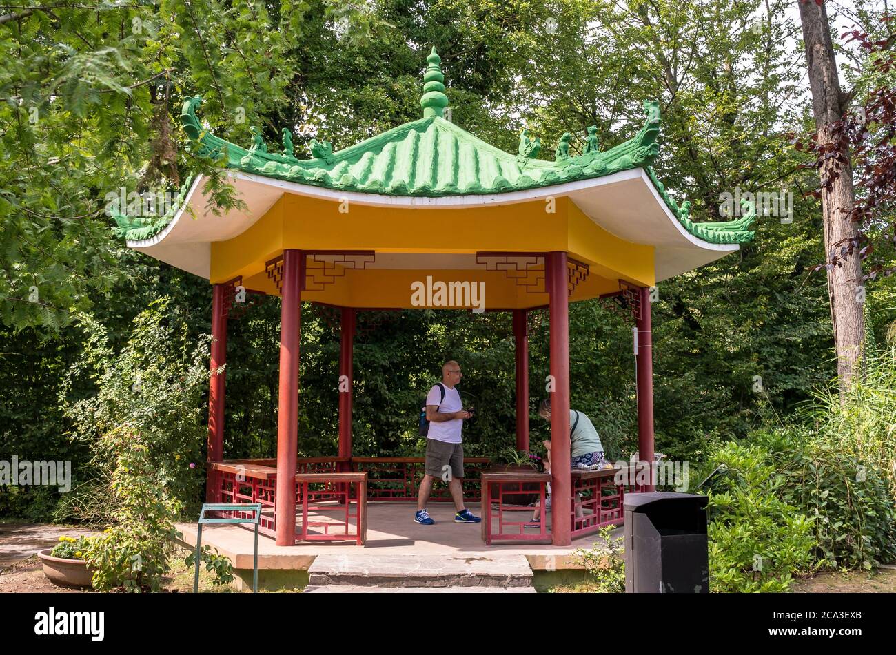 Zagreb Zoo High Resolution Stock Photography and Images - Alamy