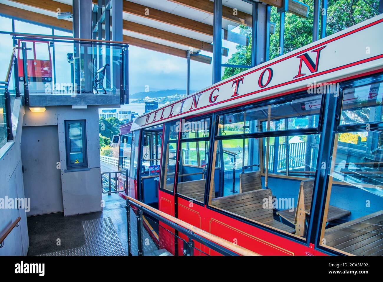 Modern cable car platform hi-res stock photography and images - Alamy