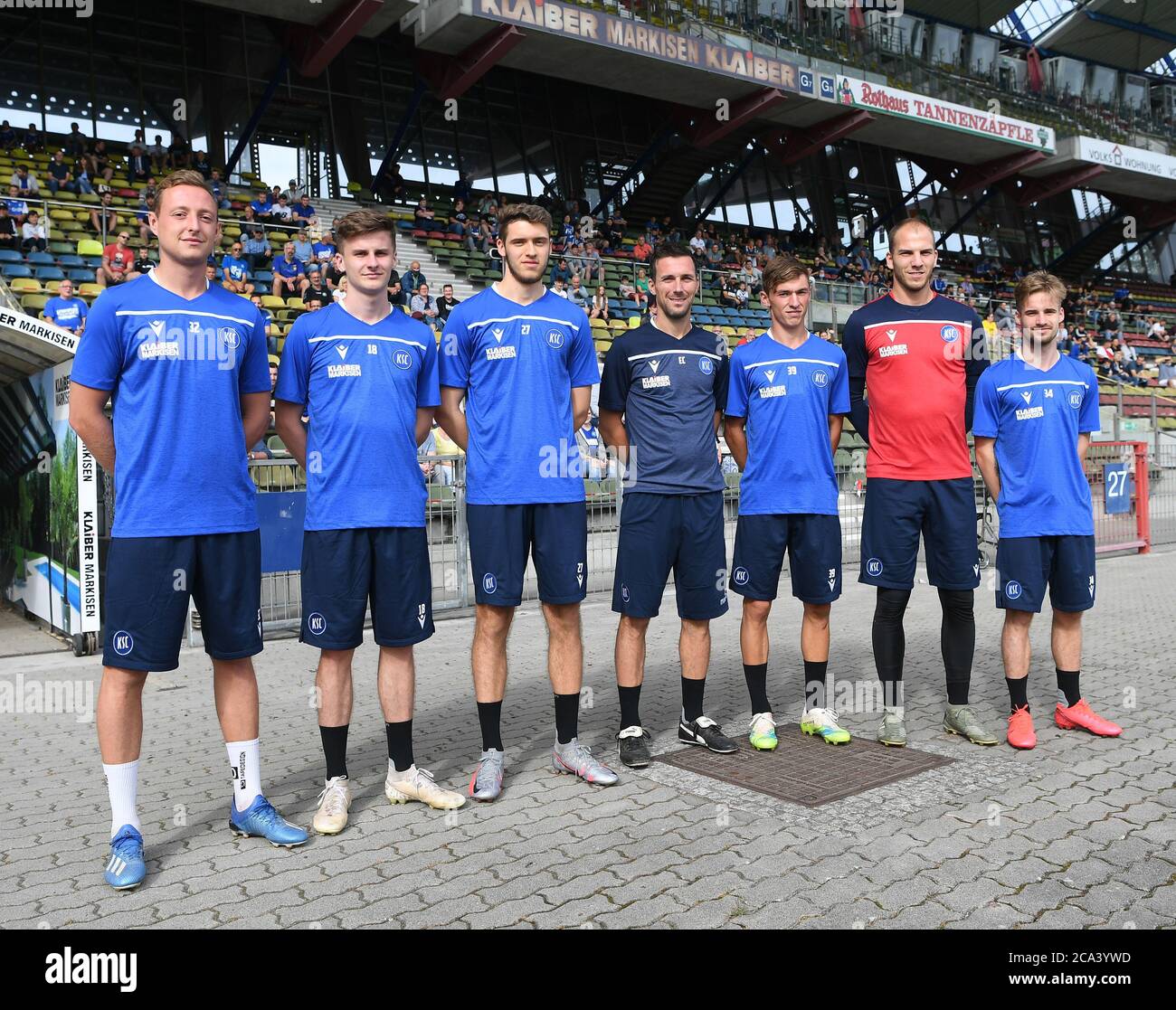 David goller hi-res stock photography and images - Alamy