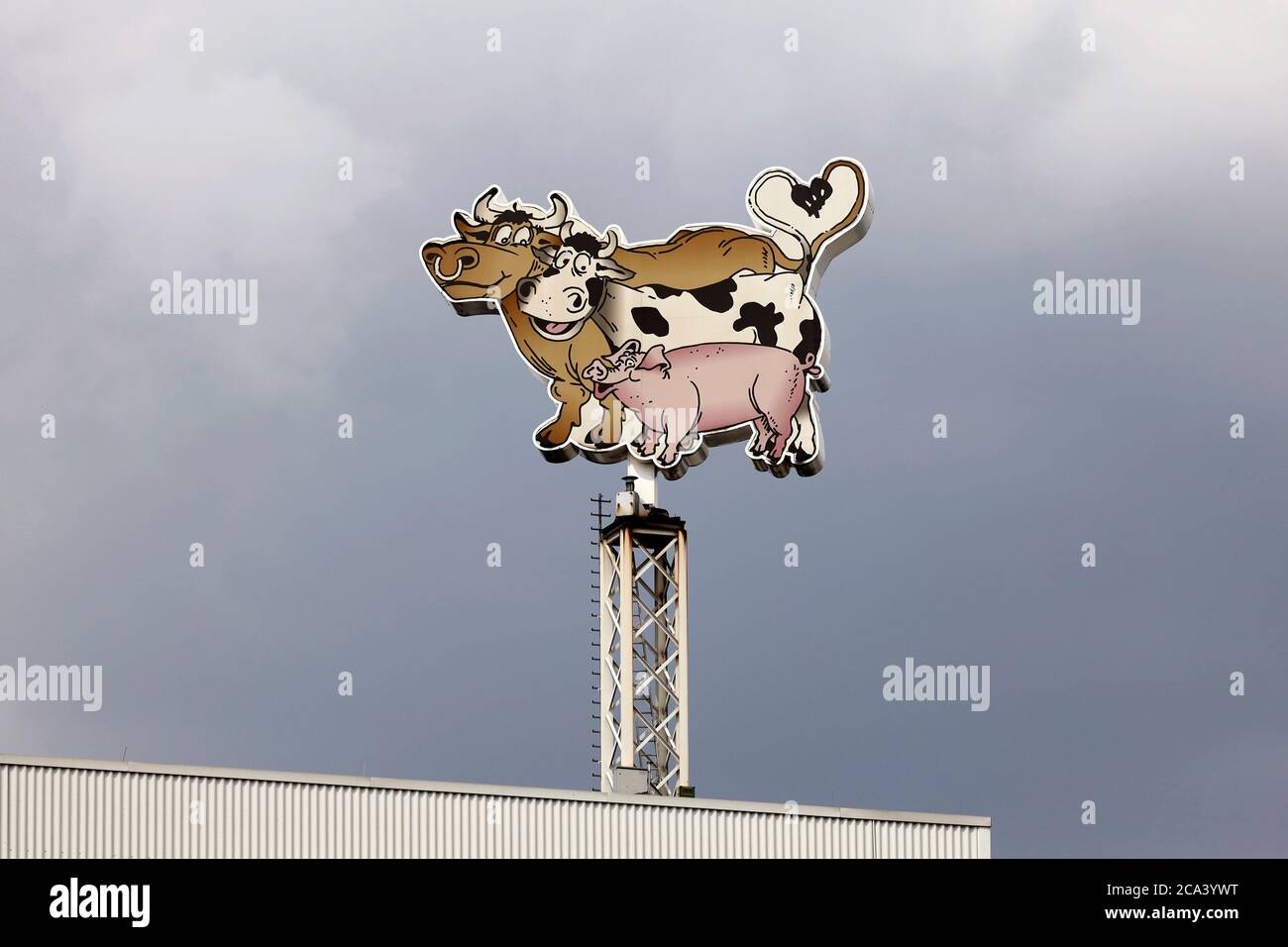 Schnitzel doner hi-res stock photography and images - Alamy