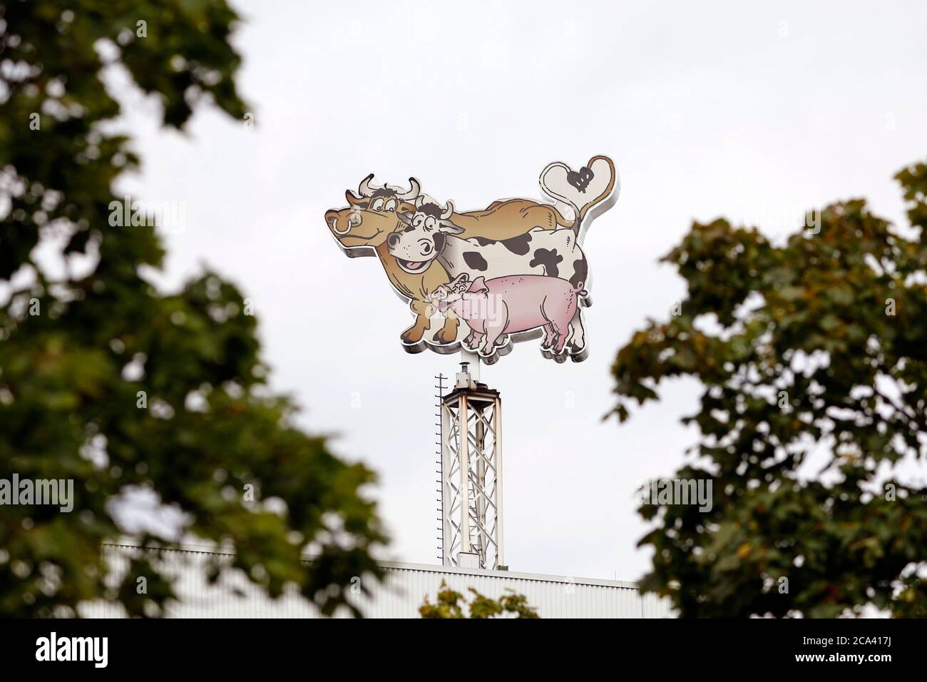 Tönnies logo hi-res stock photography and images - Alamy