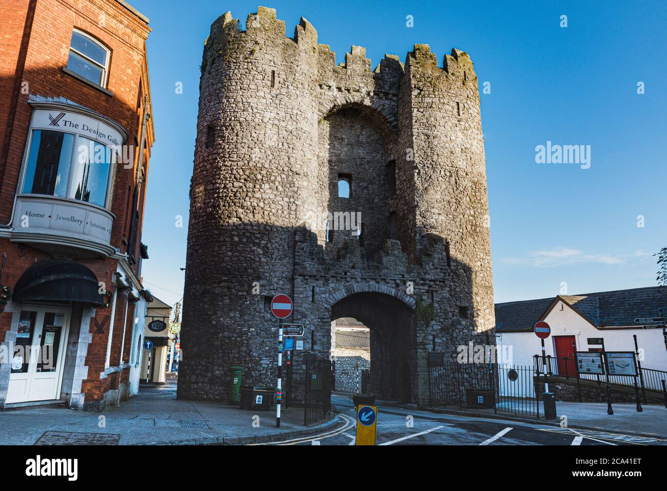 Saint Laurence Gate is the sole archeological finding of Drogheda ...