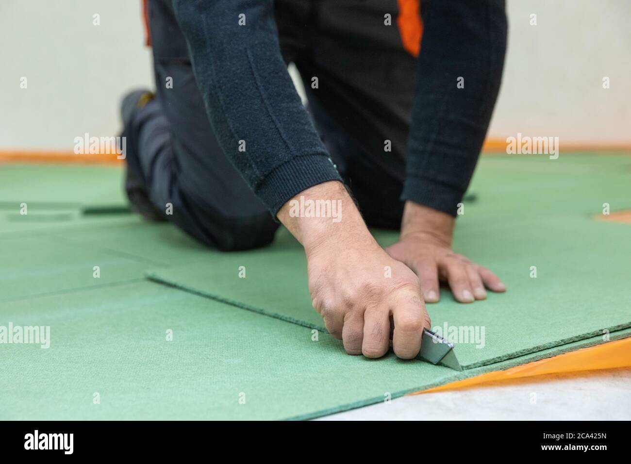 Laminate flooring underlayment hi-res stock photography and images - Alamy