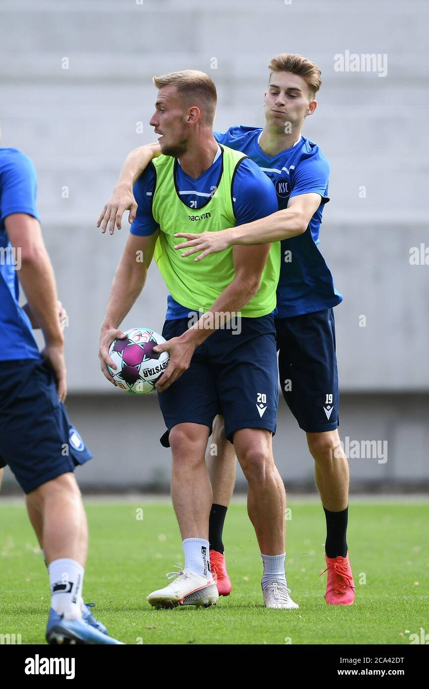 Karlsruhe, Deutschland. 04th Aug, 2020. duels, duel Alexander Groiss ...